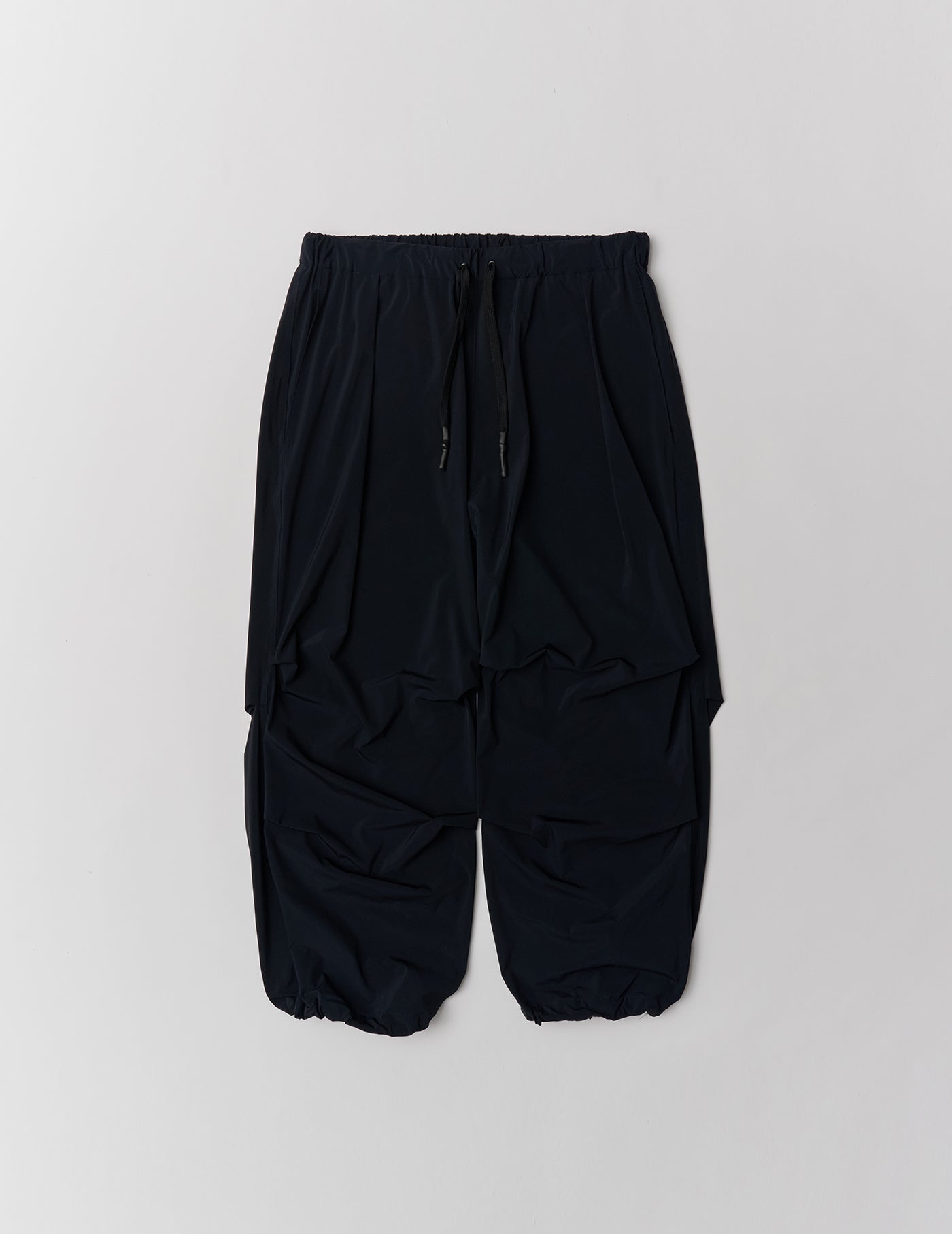 UNTRACE _163 BACK TUCK FLIGHT PANTS – hideandseekStore